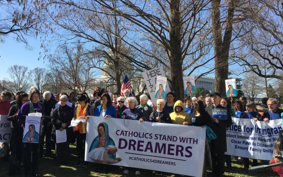 Catholic Day of Action for Dreamers draws hundreds of supporters ...